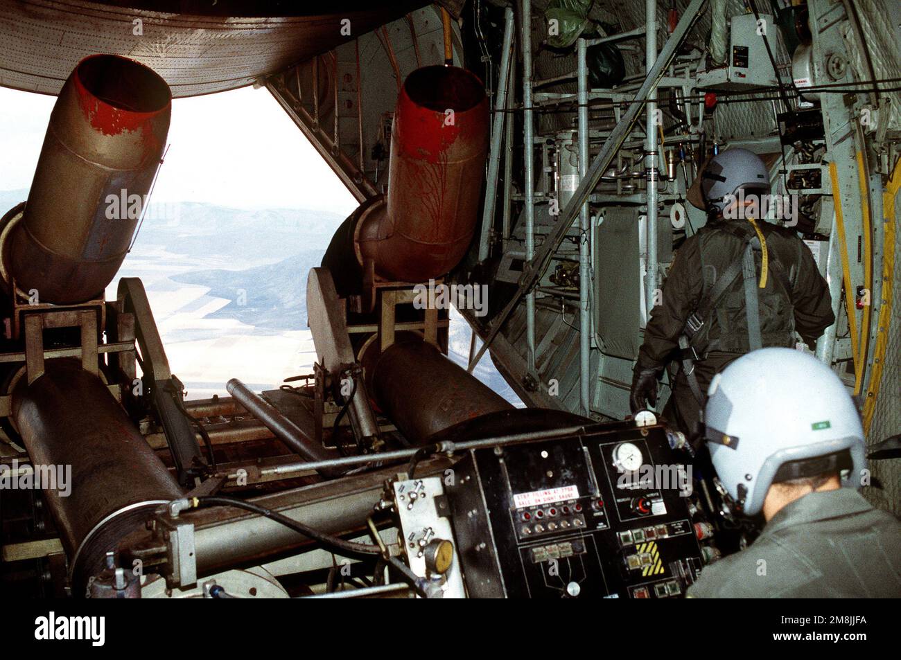 Modular airborne firefighting system hi-res stock photography and ...