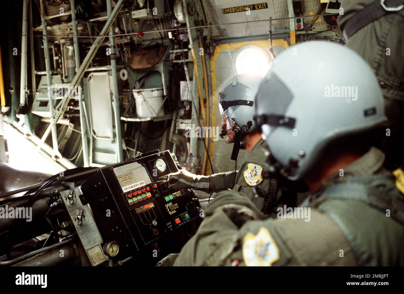 Modular airborne firefighting system hi-res stock photography and ...
