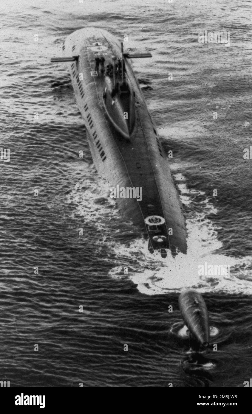 Aerial stern-on view of a Russian Northern Fleet Victor III class ...
