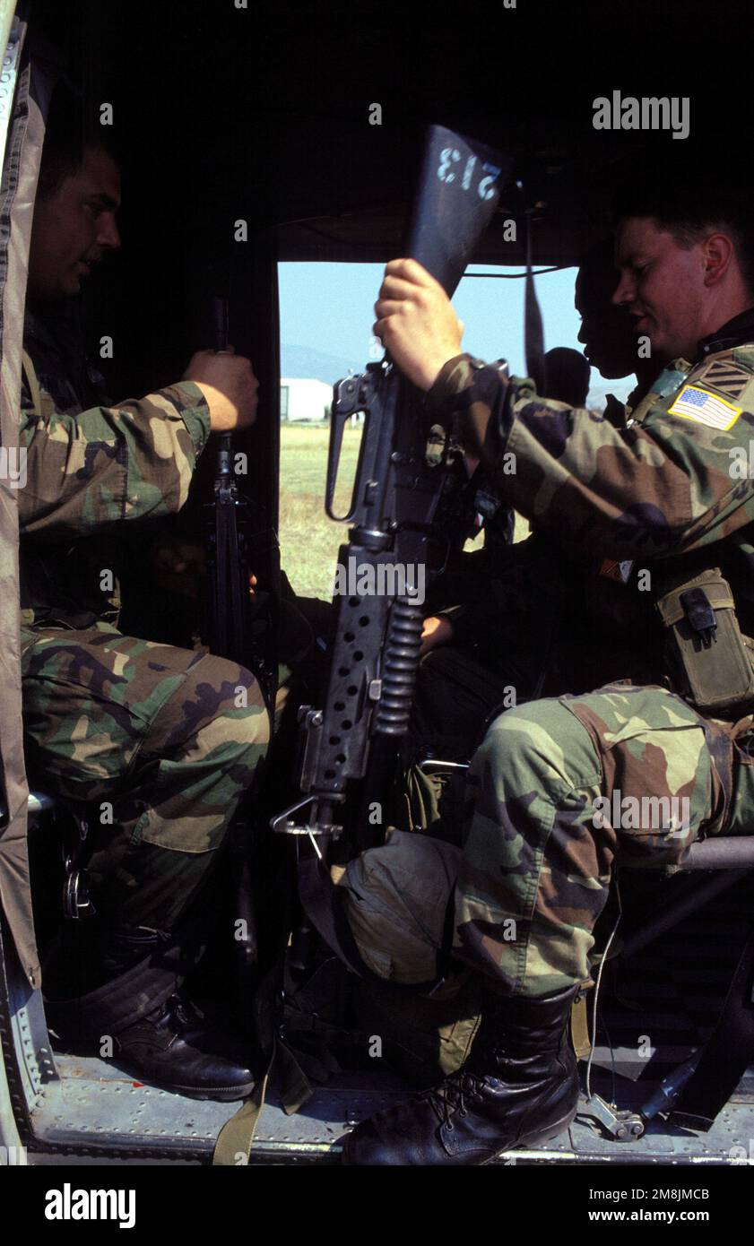 US Army Scouts from the 2nd Battalion, 15th Infantry, Schweinfurt ...
