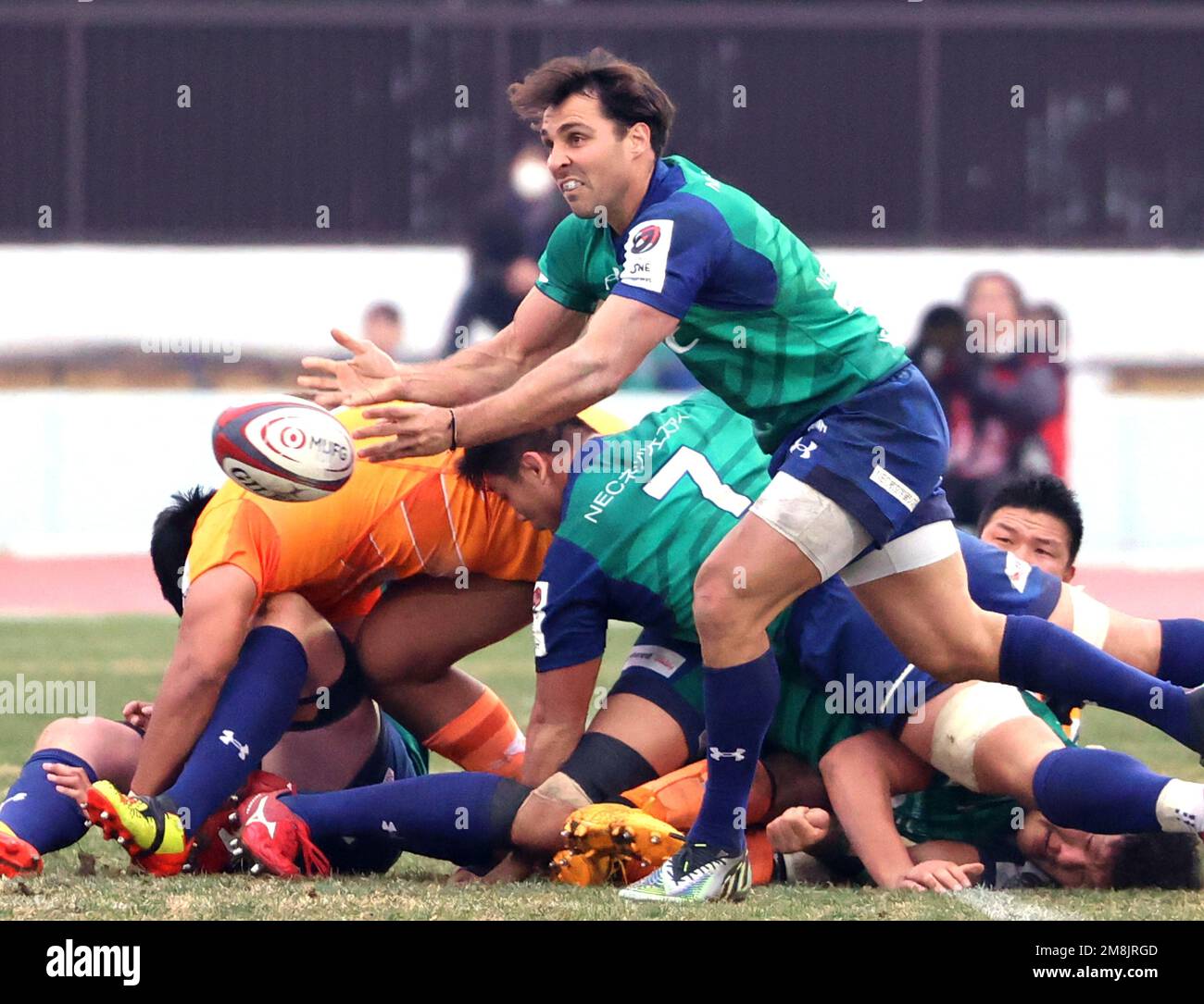 Tokyo, Japan. 14th Jan, 2023. NEC Green Rockets Tokatsu scrum half Nick ...