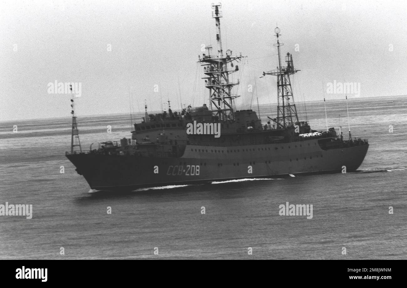 A port bow view of the Russian Pacific Fleet Vishnaya class ...