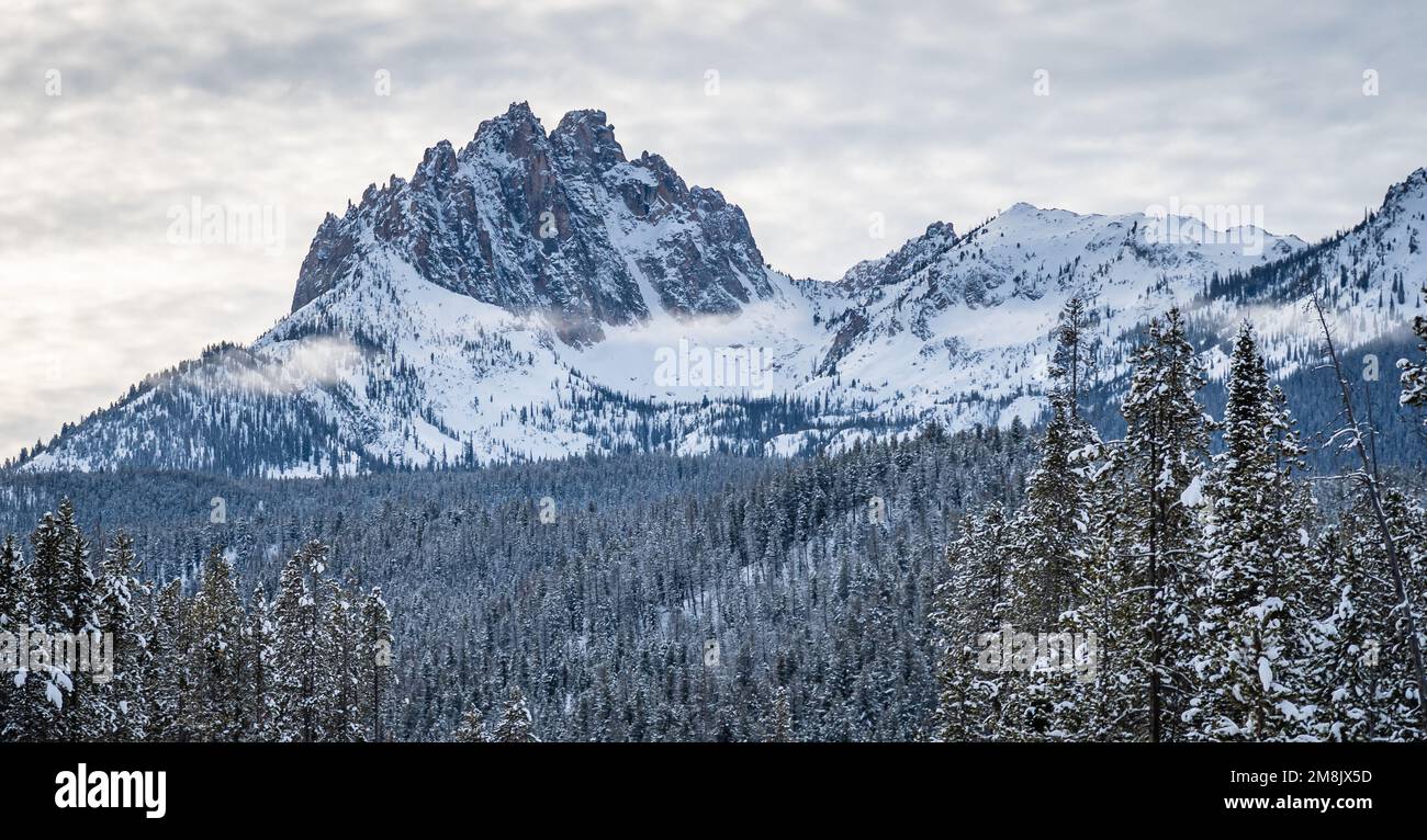 Sawtooth Mountain Range Stock Photo - Alamy