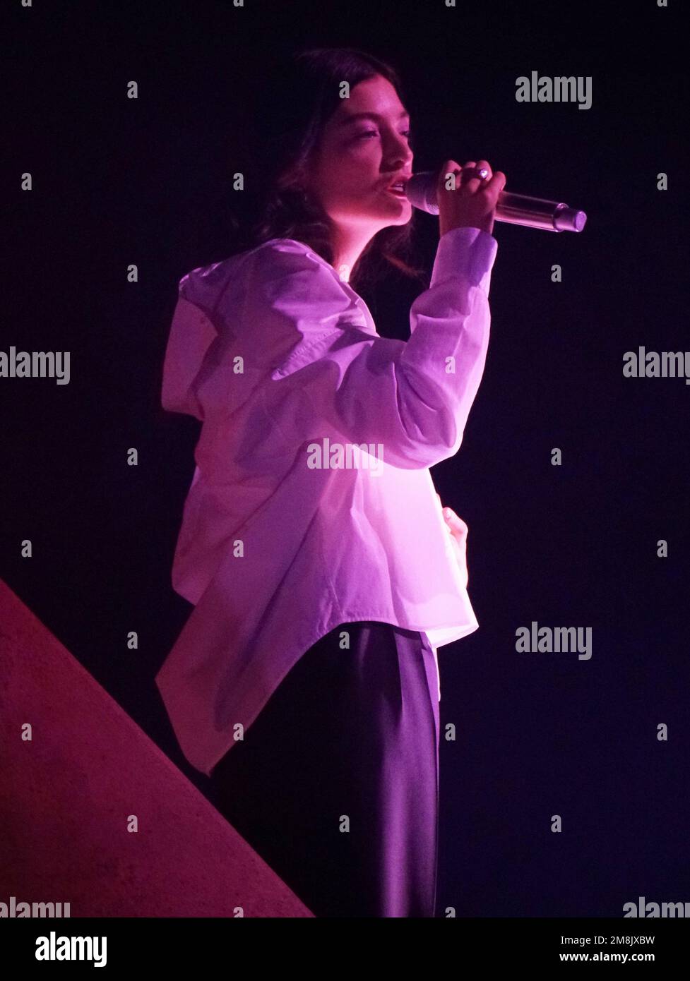 Singer Lorde during a concert in Montreal,Quebec,Canada Stock Photo - Alamy