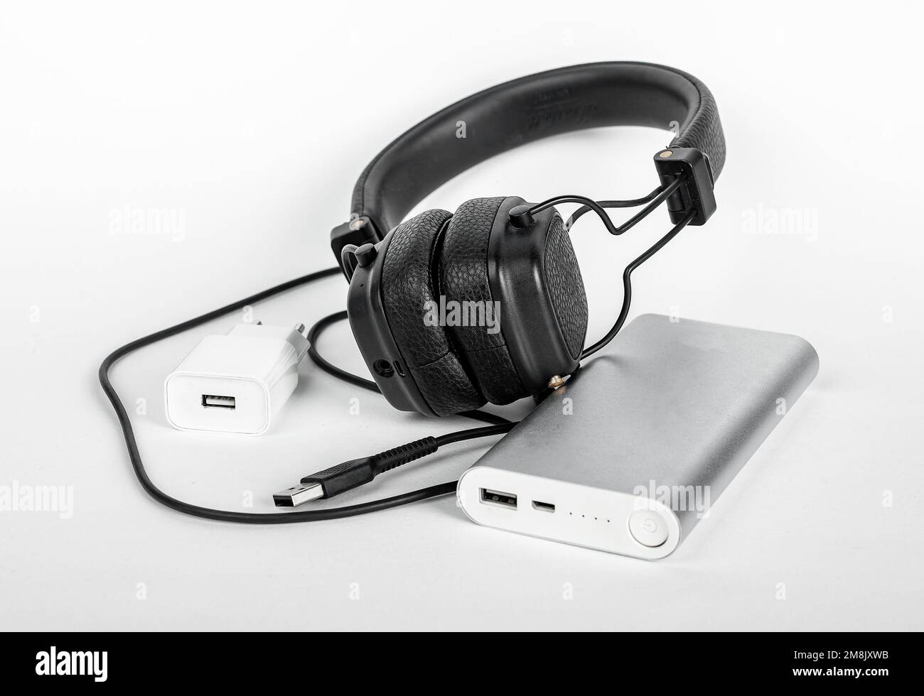 Phone stuff for travel. Headphones, portable charger, cords, wires ...