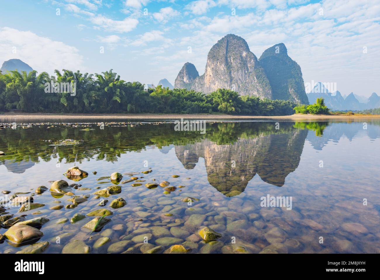 Sunrise view of Li River by Xingping. China Stock Photo - Alamy