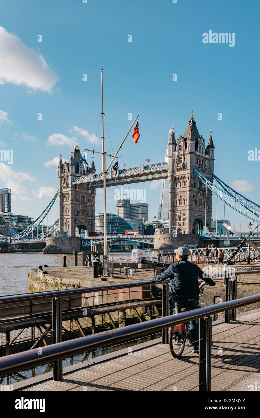 Londons docks victorian hi-res stock photography and images - Alamy