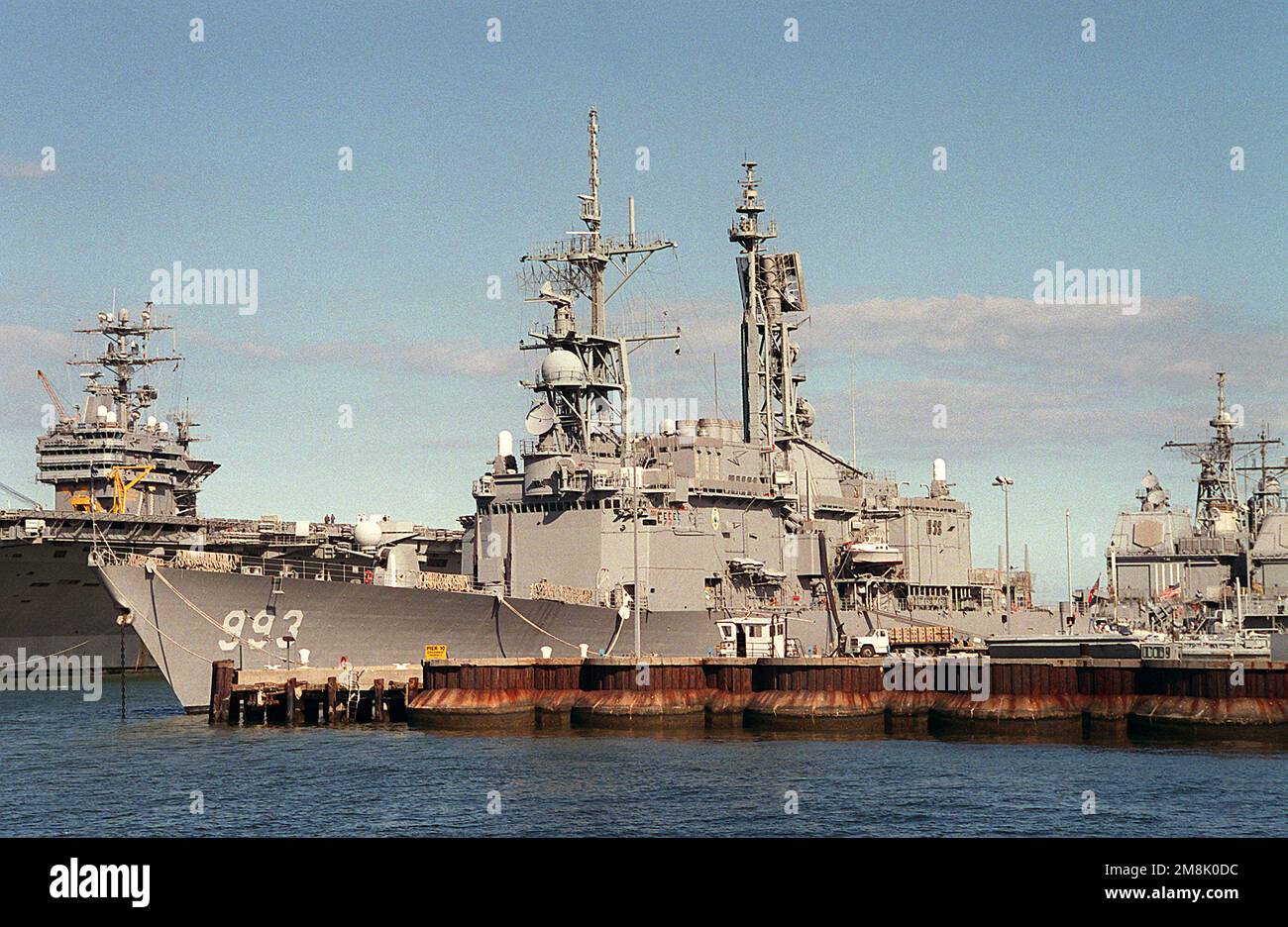 Uss kidd ddg 10 hi-res stock photography and images - Alamy