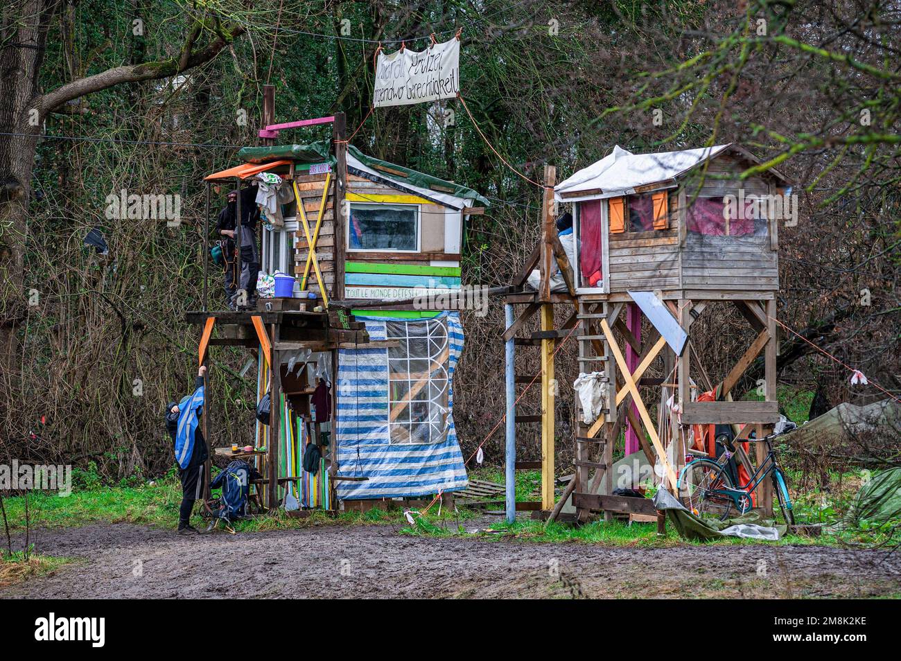 Utopia village and the make-shift homes built from recycled building ...