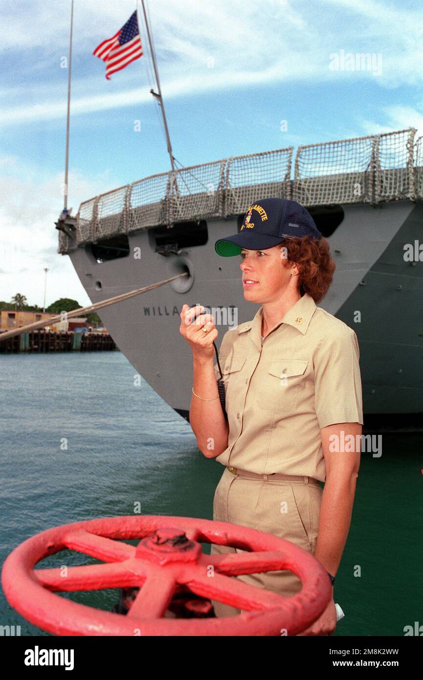 CHIEF Boatswain's Mate (BWC) Geraldine Morvay, Leading CHIEF PETTY ...