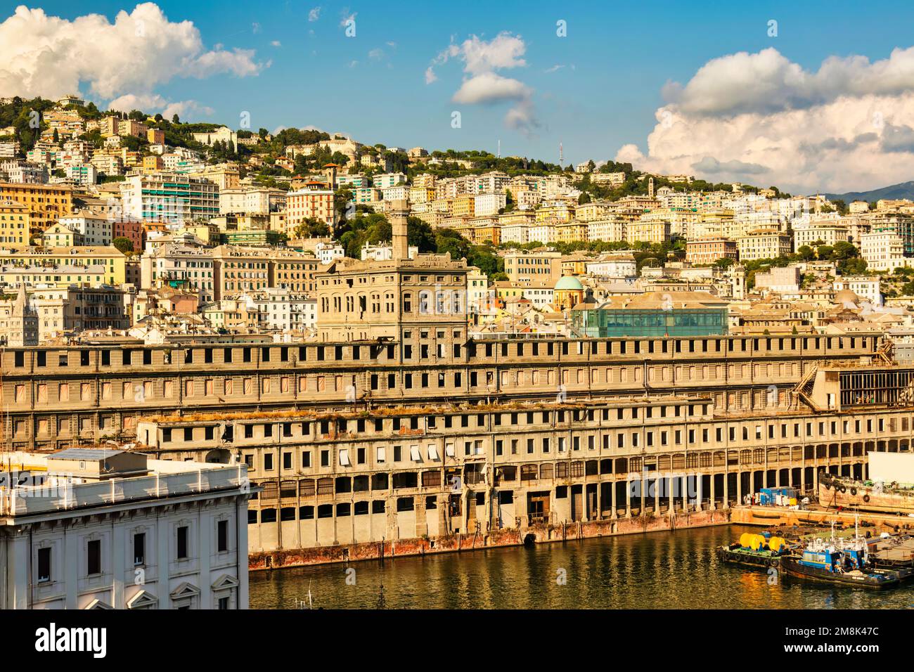 Genoa harbour dawn hi-res stock photography and images - Alamy