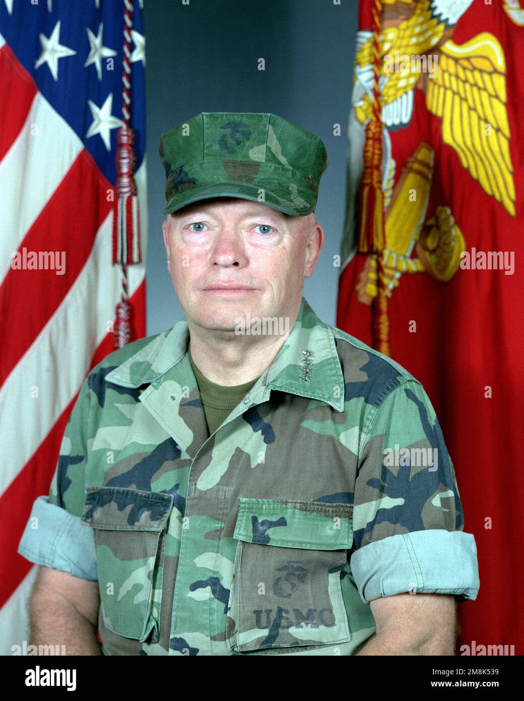 Official Portrait: Retired Commandant of The Marine Corps, Gen Alfred M ...