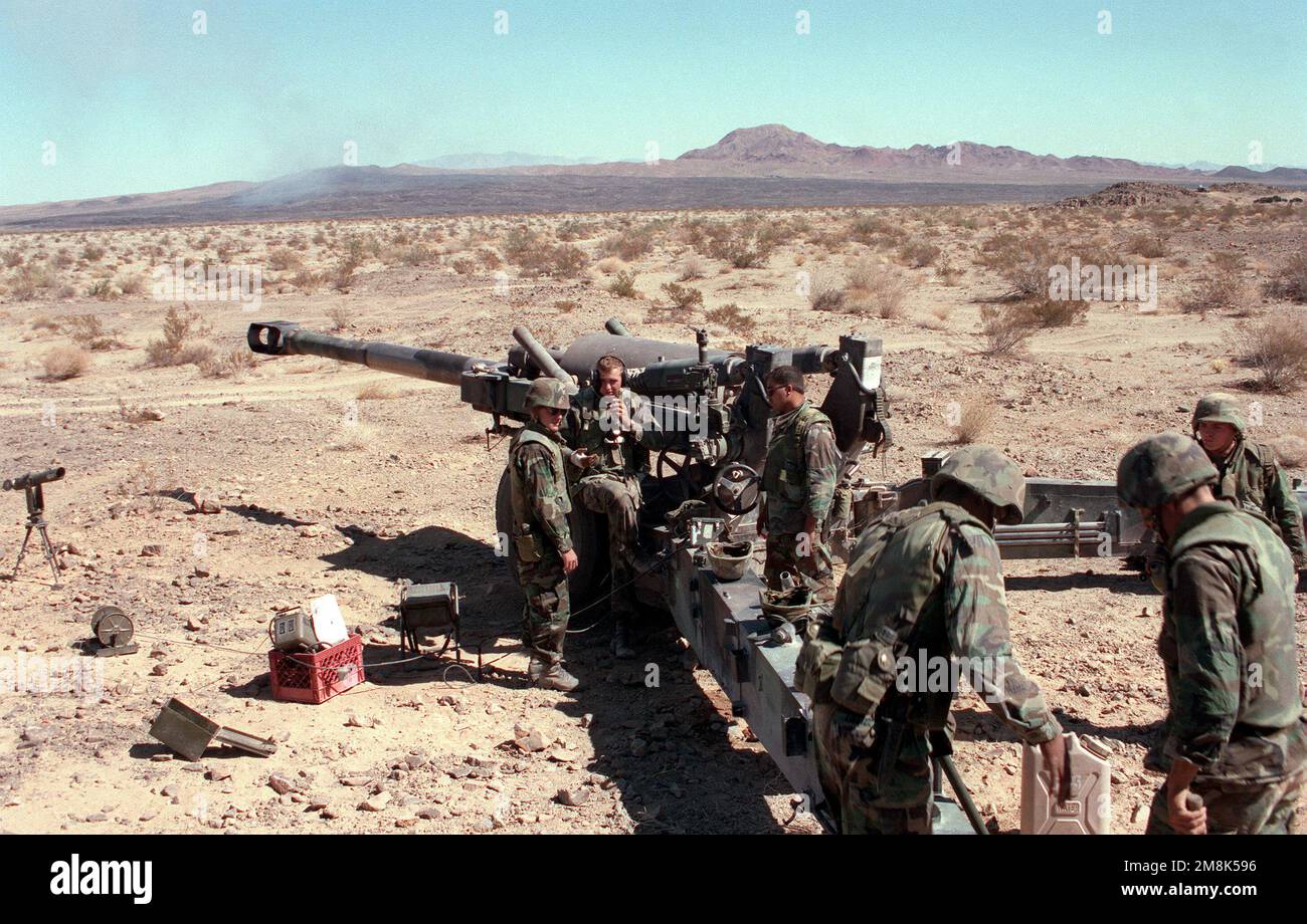 155mm howitzer carriage hi-res stock photography and images - Alamy