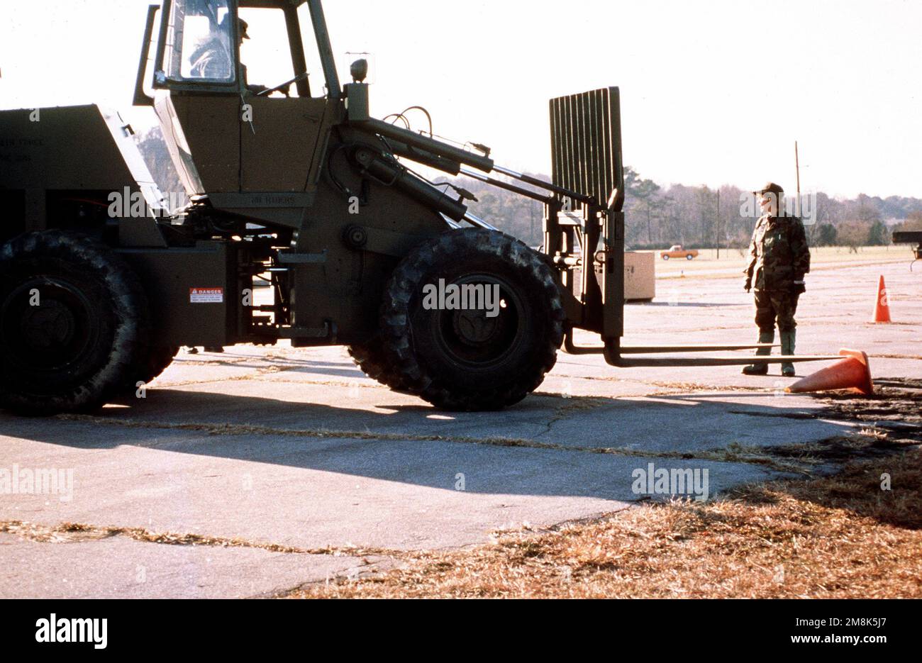 Members of the 11th Civil Engineer Squadron from Bolling Air Force Base ...
