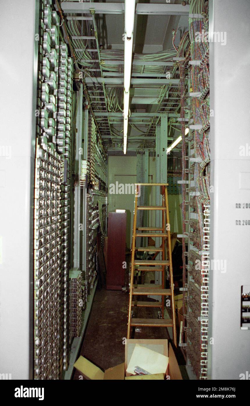 Renovation of the Pentagon building. Removal of WECO communication ...