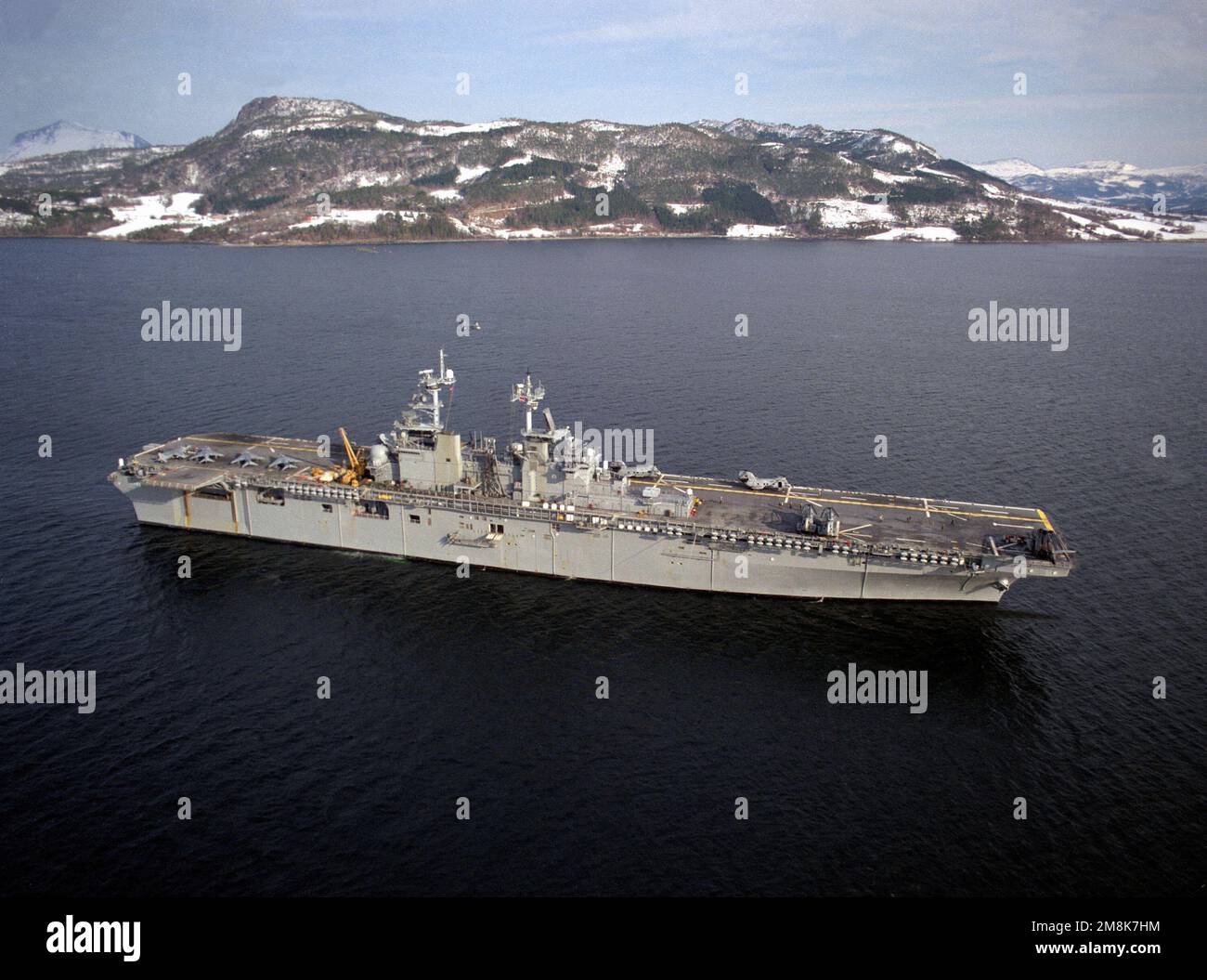 Aerial starboard side view of the amphibious assault ship USS WASP (LHD ...