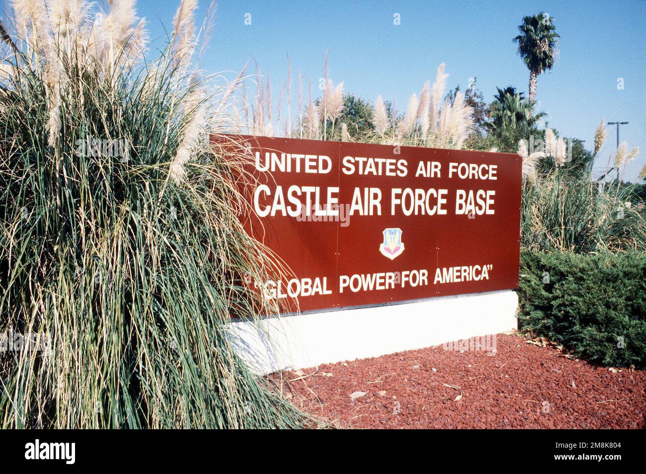 Usa air force base gate hi-res stock photography and images - Alamy