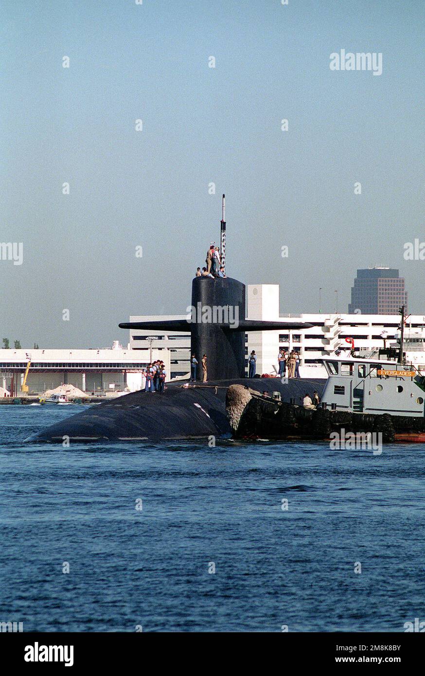 A port bow view of the nuclear-powered ballistic missile submarine USS ...