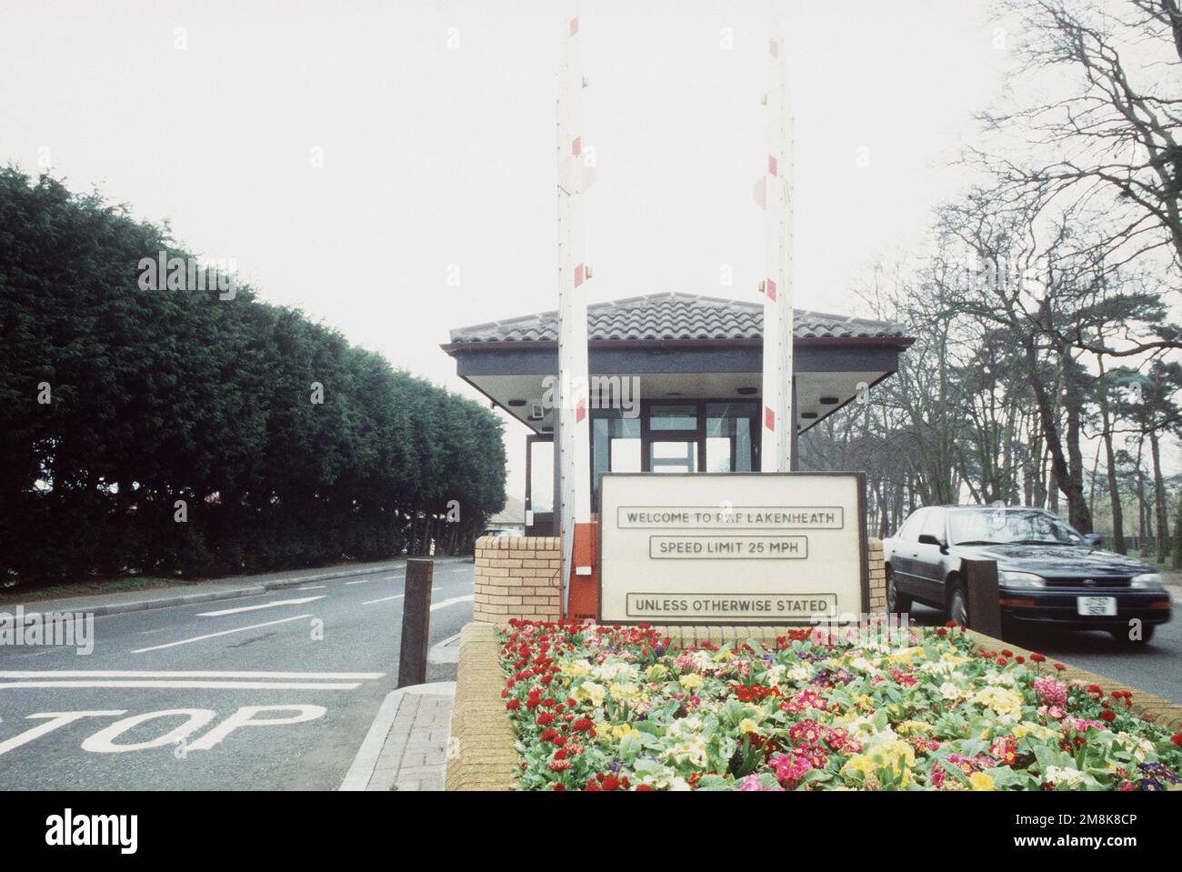 Raf lakenheath gate hi-res stock photography and images - Alamy
