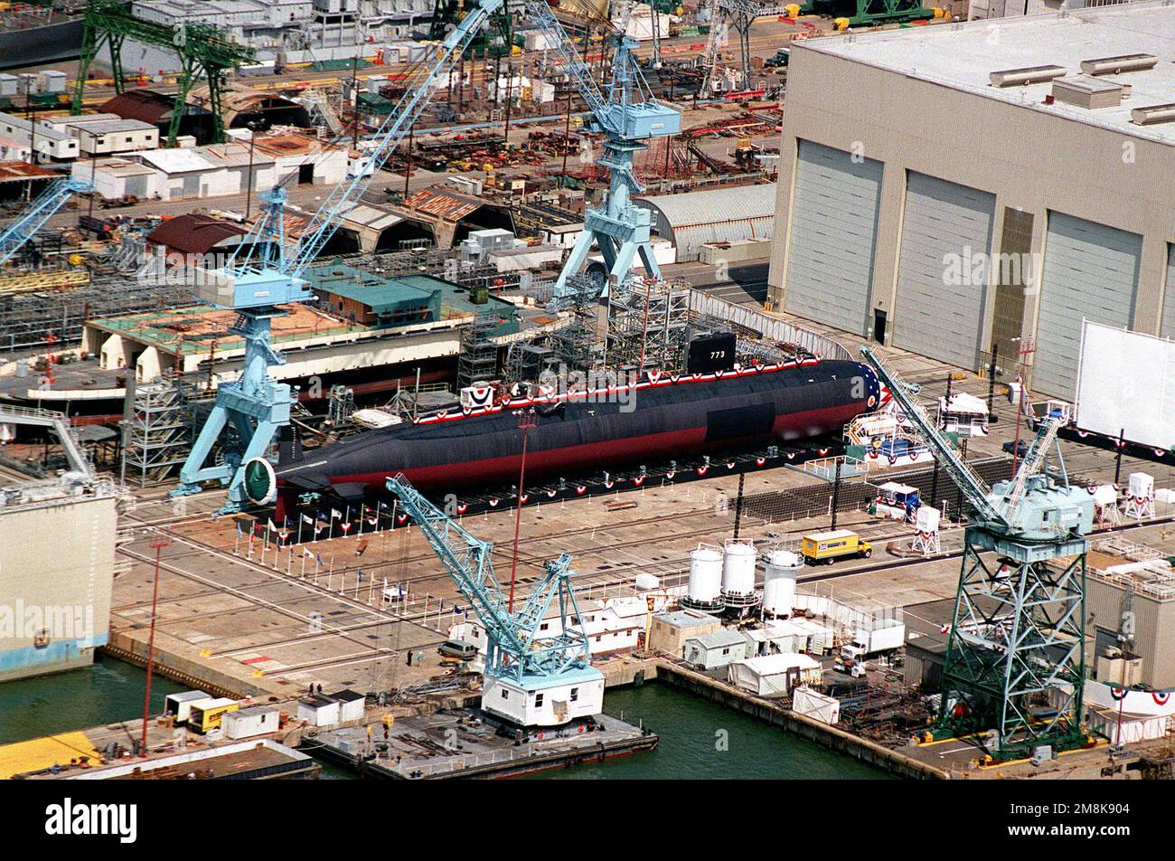 An aerial starboard quarter view of the nuclear-powered attack ...