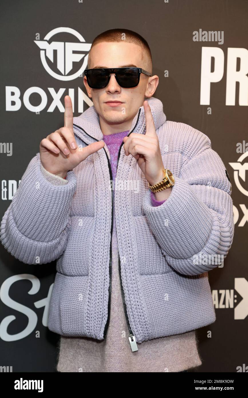 ArrDee arrives for the KSI v FaZe Temperrr fight at OVO Arena, Wembley ...