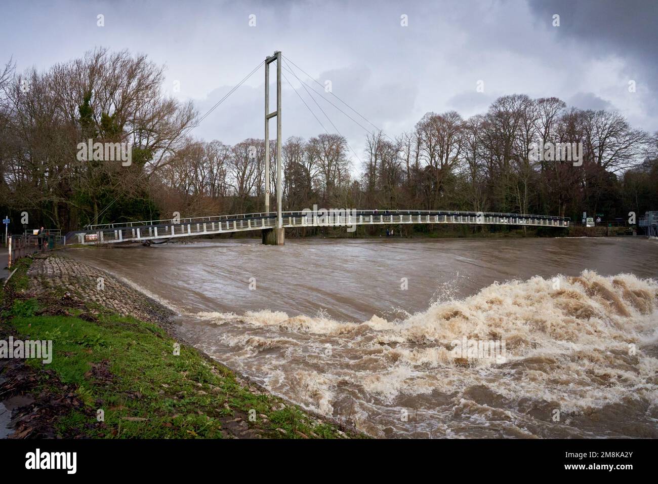 Heavy rain causes turbulent water and flooding in Pontcanna Fields and ...