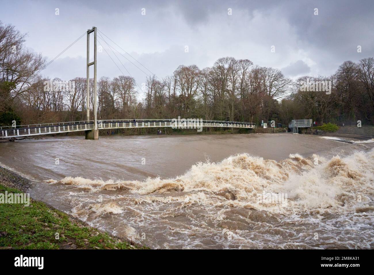 Heavy rain causes turbulent water and flooding in Pontcanna Fields and ...