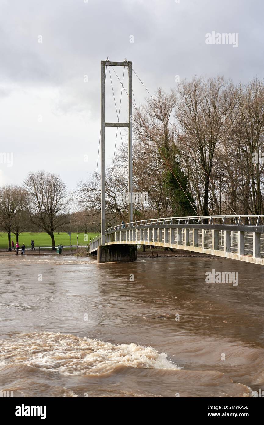 Heavy rain causes turbulent water and flooding in Pontcanna Fields and ...