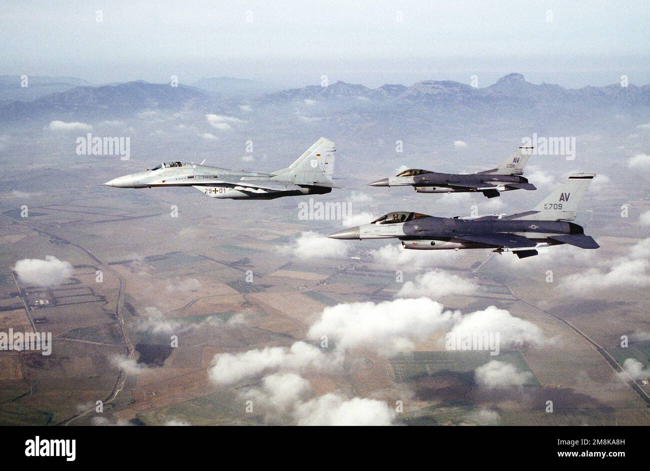 Two U.S. Air Force F-16 Fighting Falcons from the 510th Fighter ...