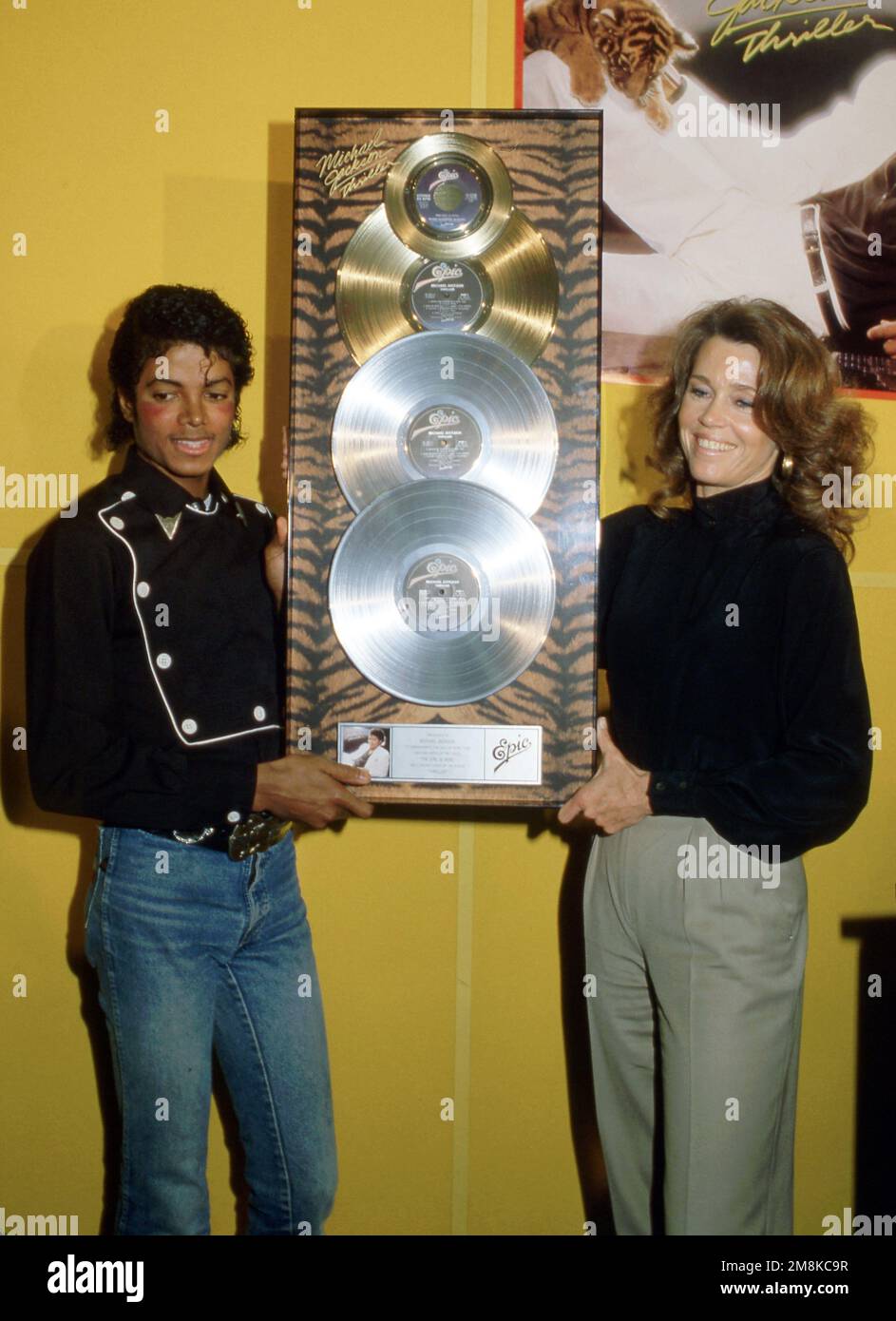 Thriller michael jackson 1983 hi-res stock photography and images - Alamy