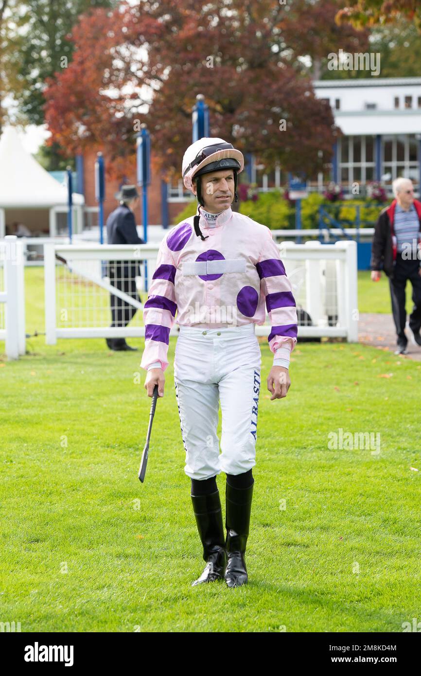 Windsor, Berkshire, UK. 3rd October, 2022. Jockey Pat Dobbs ready to ...