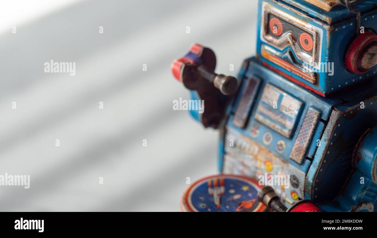 Robot vintage hi-res stock photography and images - Alamy