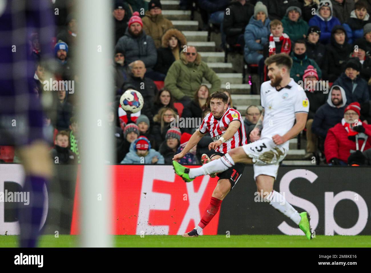 Lynden Gooch #11 of Sunderland shoots during the Sky Bet Championship ...