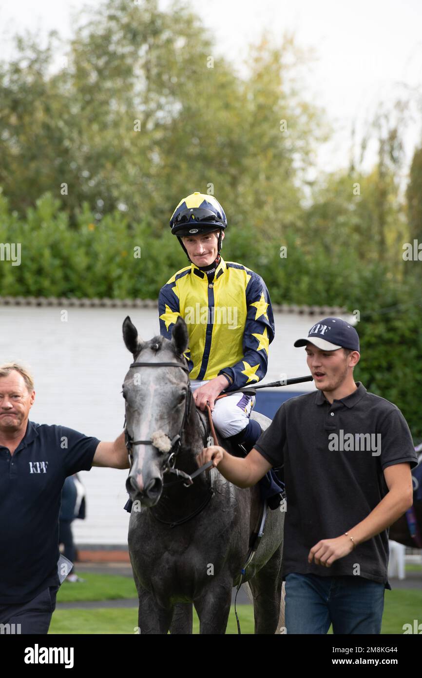 Windsor, Berkshire, UK. 3rd October, 2022. Horse Surrey Mist ridden by ...