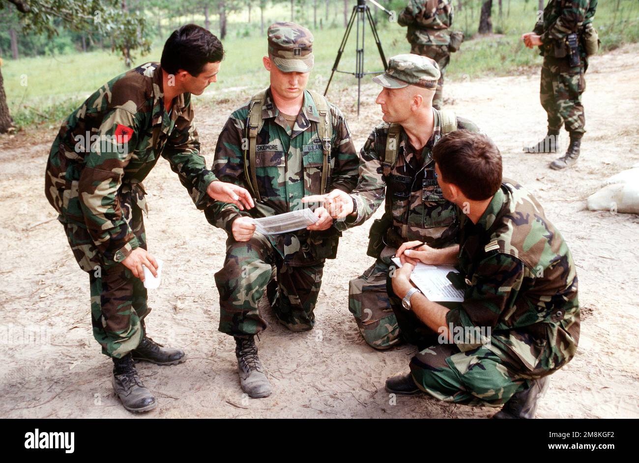 Observer skills hi-res stock photography and images - Alamy