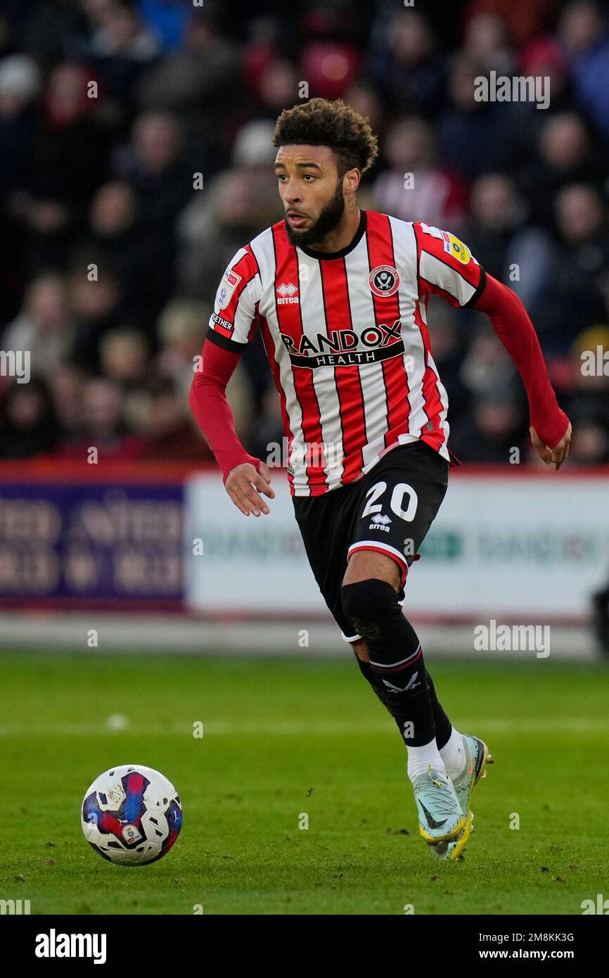 Jayden Bogle #20 of Sheffield United runs with the ball during the Sky ...