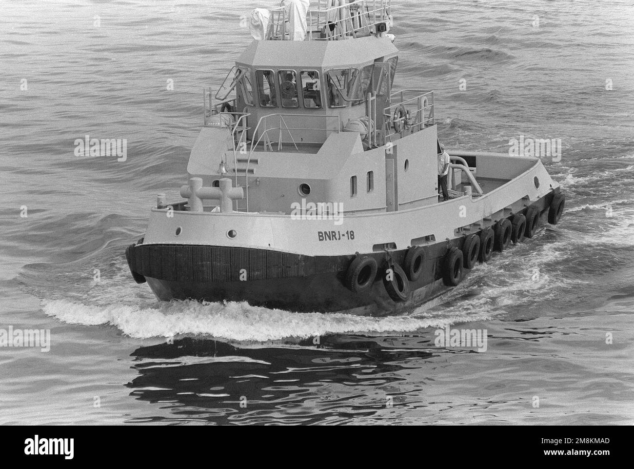 Navy tug hi-res stock photography and images - Alamy