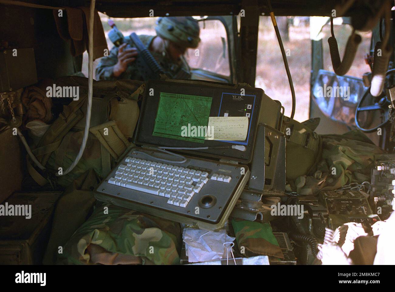 Joint warfighter hi-res stock photography and images - Alamy