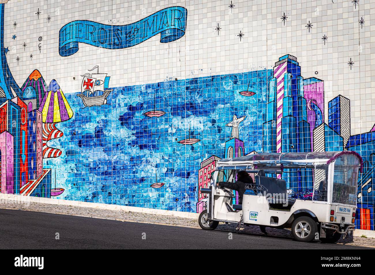 Street Art, Lisbon, Portugal Stock Photo - Alamy