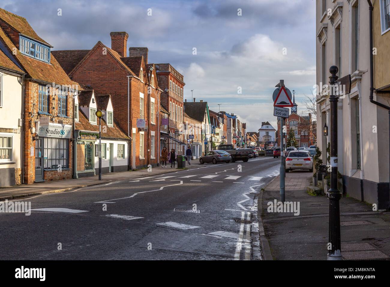 High street views in Thame, Oxfordshire, UK Stock Photo - Alamy