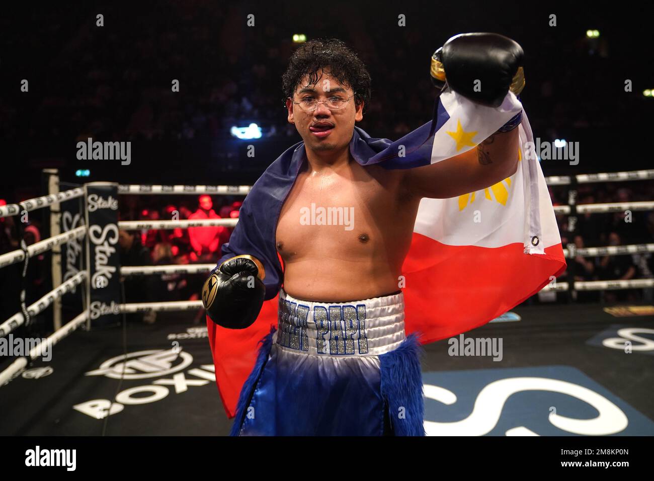 Salt Papi celebrates victory against Josh Brueckner in the ...