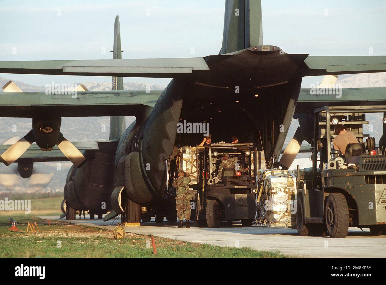 Operation provide promise hi-res stock photography and images - Alamy