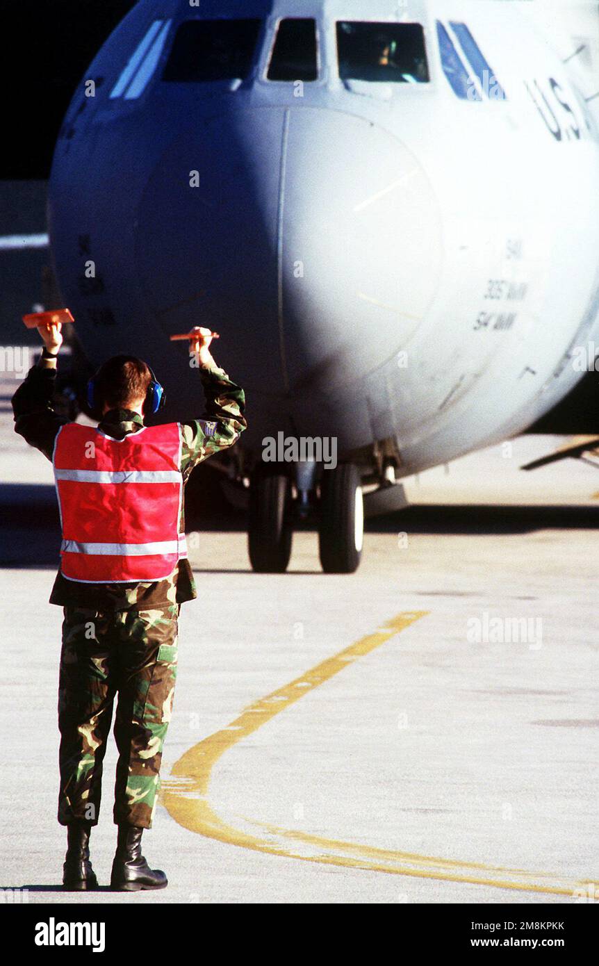 Operation decisive endeavor hi-res stock photography and images - Alamy