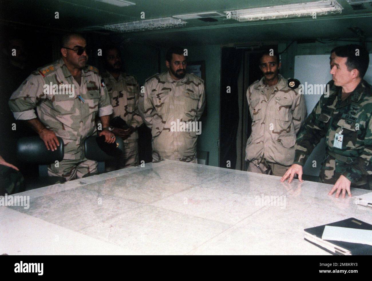 Kuwaiti Officers visits the 24th Infantry Division (Mechanized) and ...