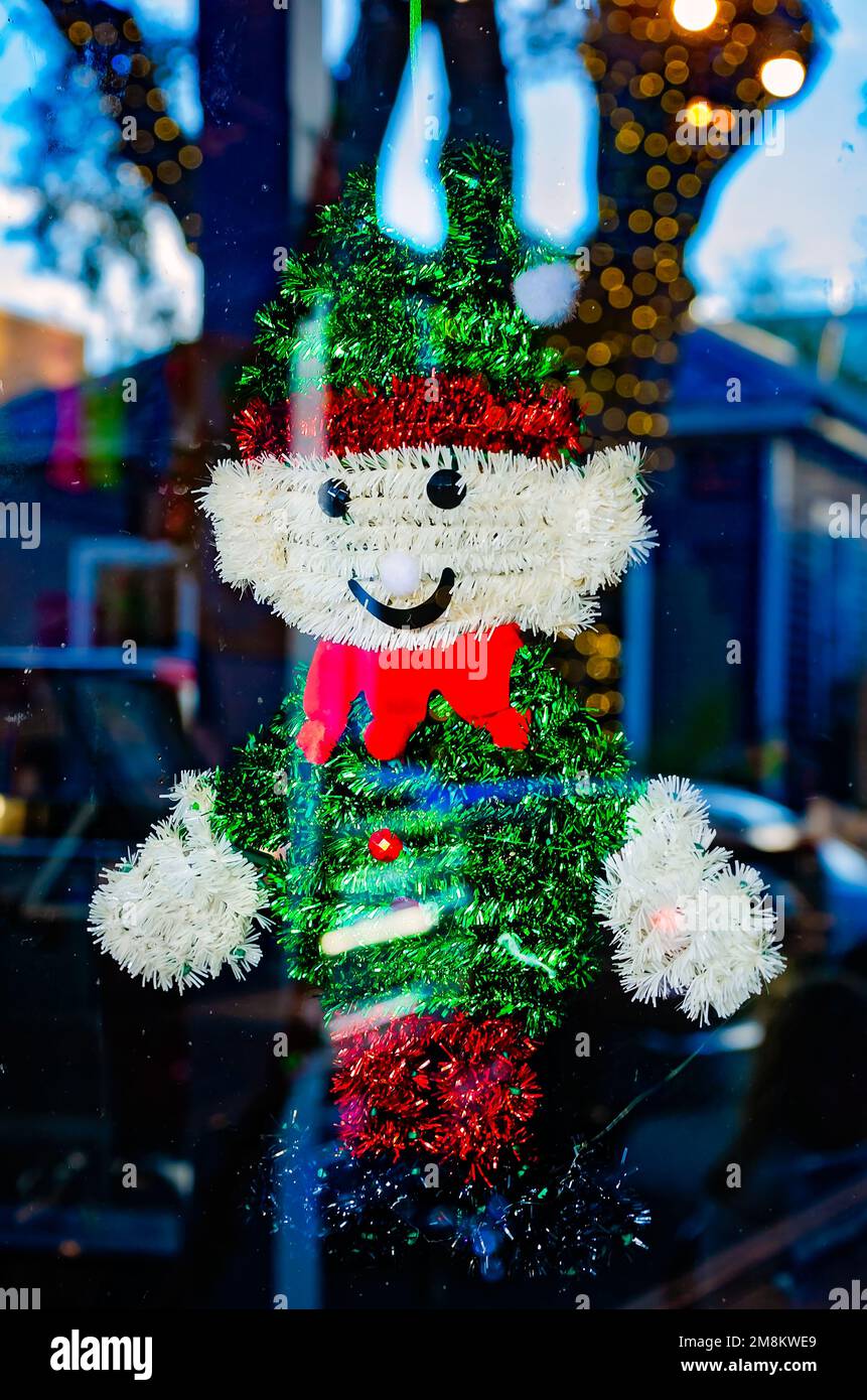 Snowman elf hi-res stock photography and images - Alamy