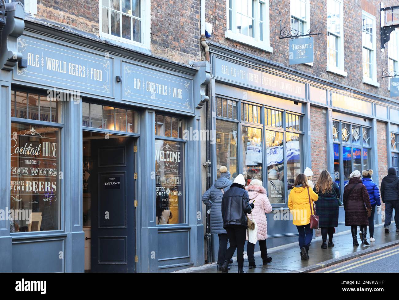 Fossgate Tap real ale bar on Fossgate, an ancient street in York, full ...