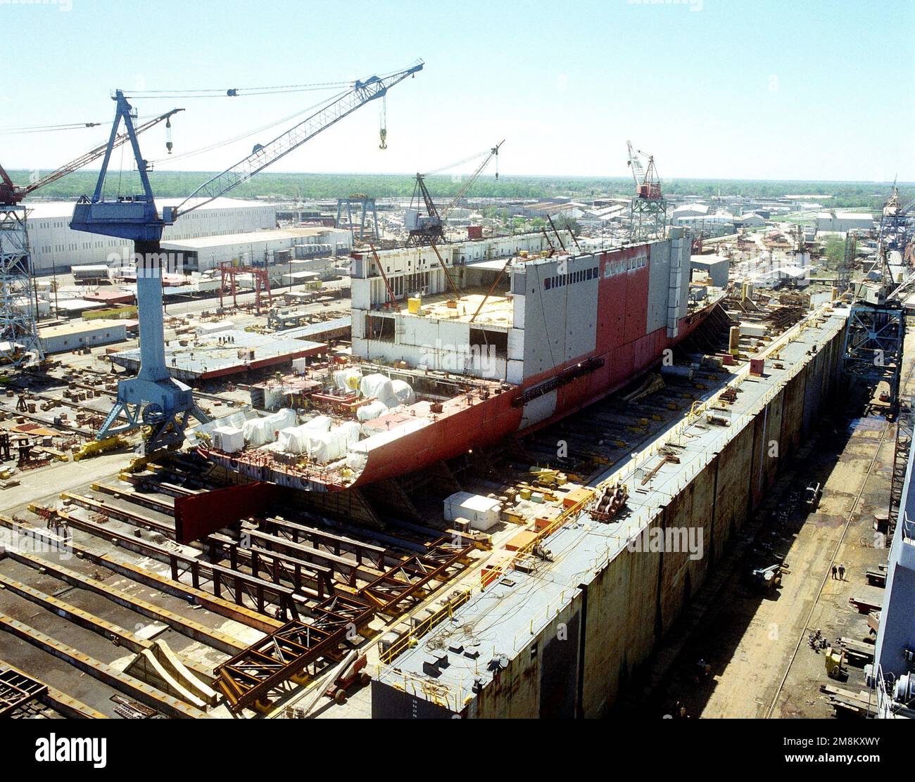 Starboard quarter view of the Military Sealift Command (MSC) strategic heavy lift ship USNS BOB ...
