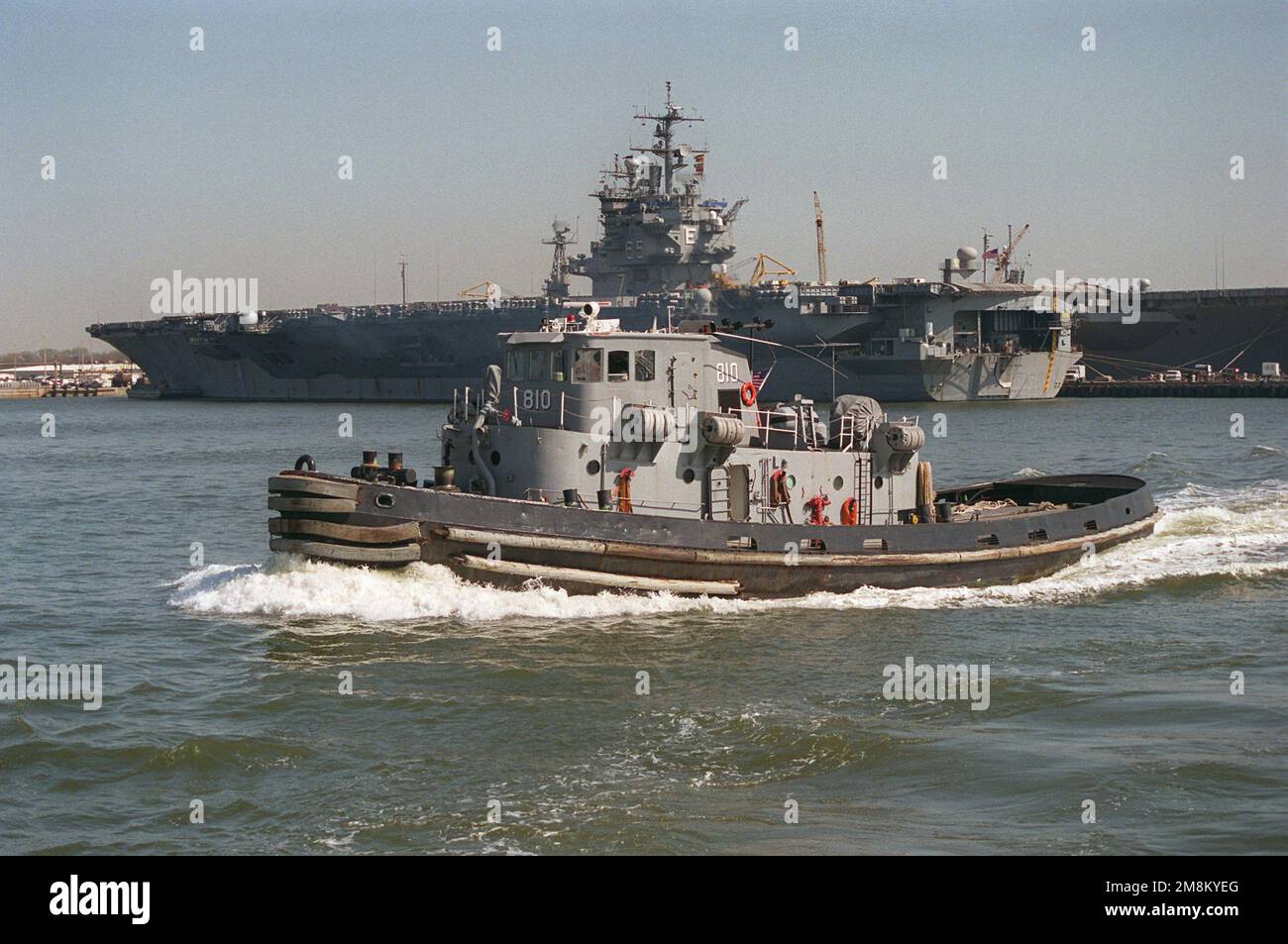 Incoming vessel hi-res stock photography and images - Alamy
