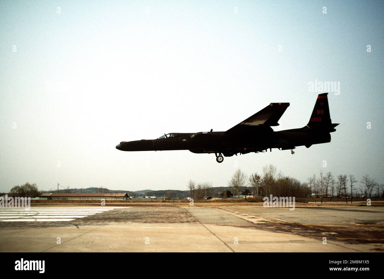 A U-2S from the 5th Reconnaissance Squadron comes in for a landing ...