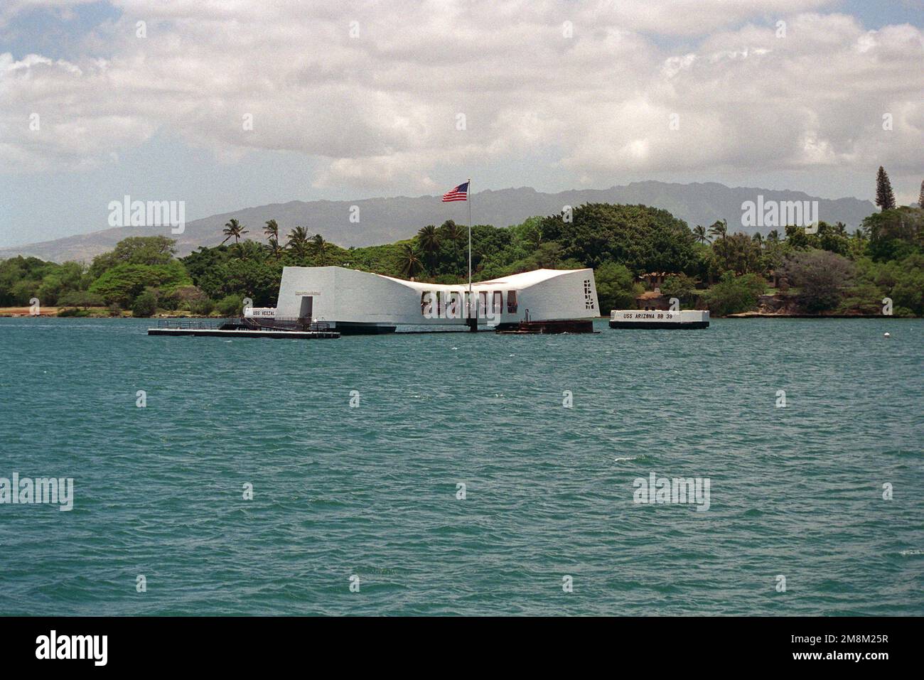 A view of the USS ARIZONA Memorial that spans the wreck of the sunken ...